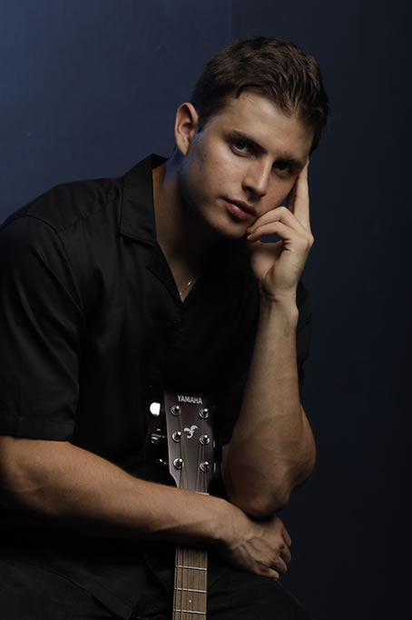 Alejandro Arraya Avila - Sucre